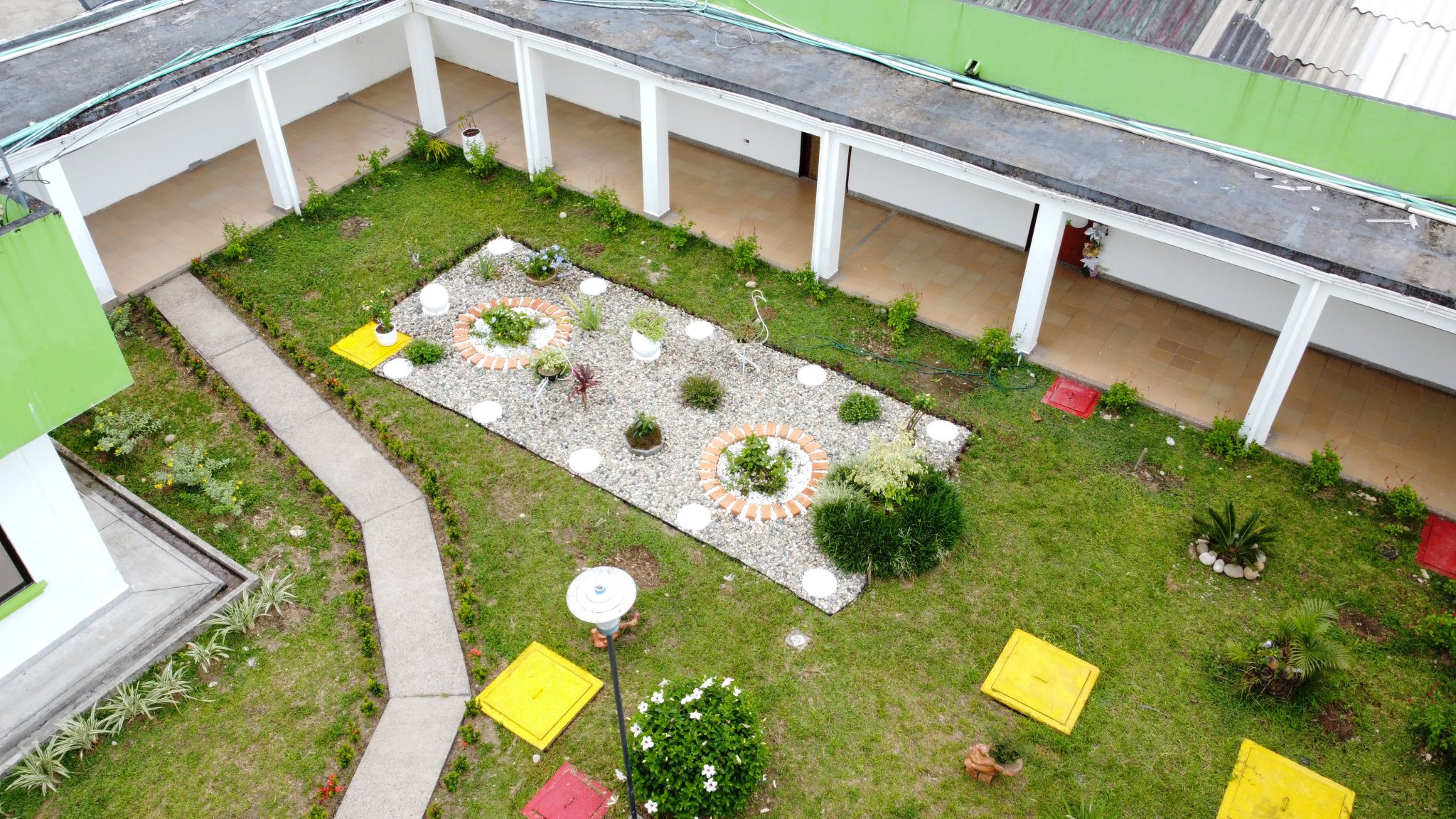 Nuestros espacios son vida: jardines que cuidan en el Hospital Sagrado ...